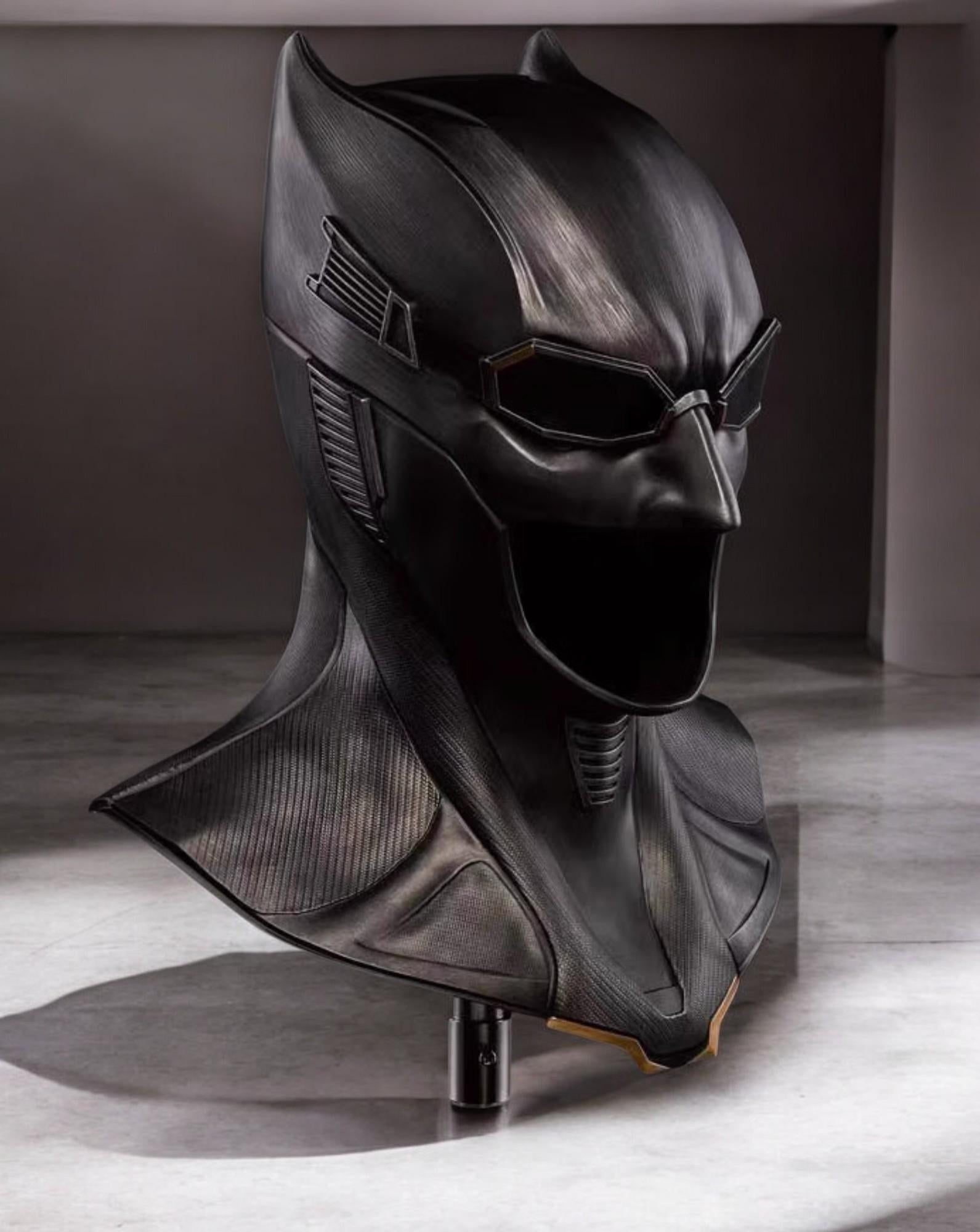 Batman Tactical Batsuit Version 1:1 Wearable Helmet Justice League DC ...