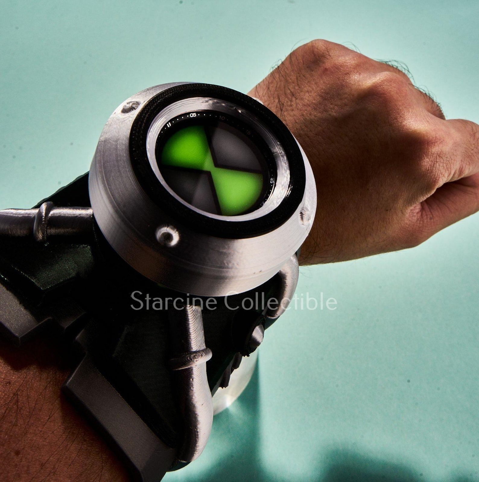 Ben 10: Race Against Time Omnitrix Wearable Replica (Touch Sensing ...